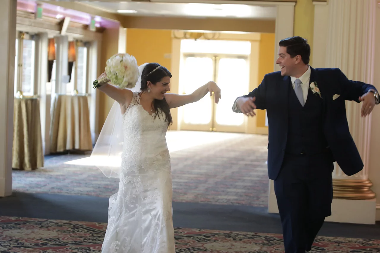 The Riverview in Simsbury, CT Real Weddings | Collins Entertainment